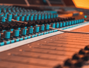 A Broadcast and Cinematography Equipment Market Update - Hickman Shearer